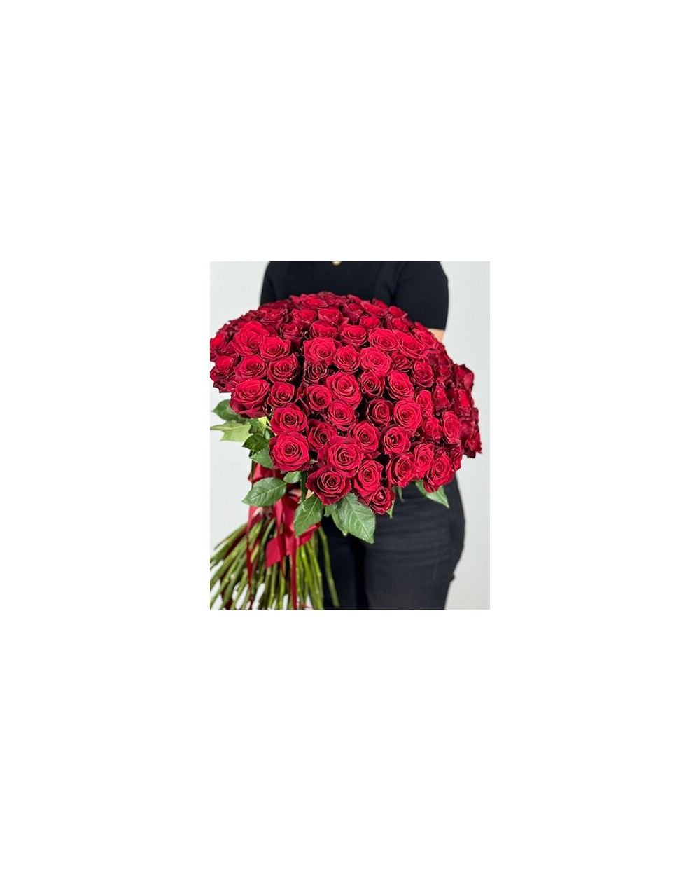 101 red elegant roses | Delivery in Yerevan