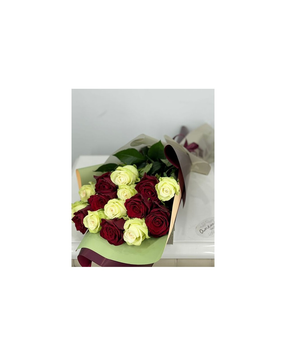 101 red elegant roses | Delivery in Yerevan